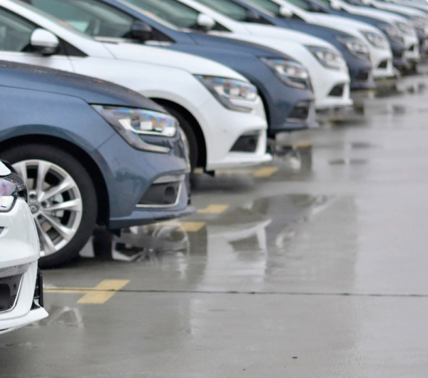 Car leasing - UBB INTERLEASE EAD